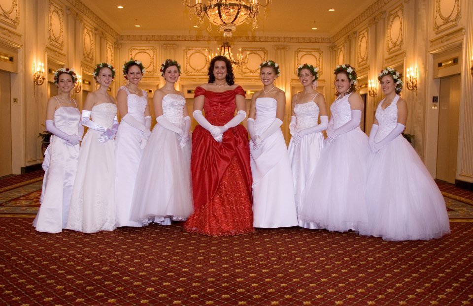 Past Debutantes - The Legion of Young Polish Women